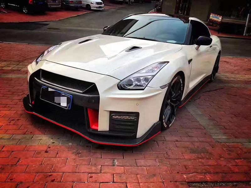 Full Body Kit For Nissan GTR R35 PP Material Front Bumper Lip Side Skirt